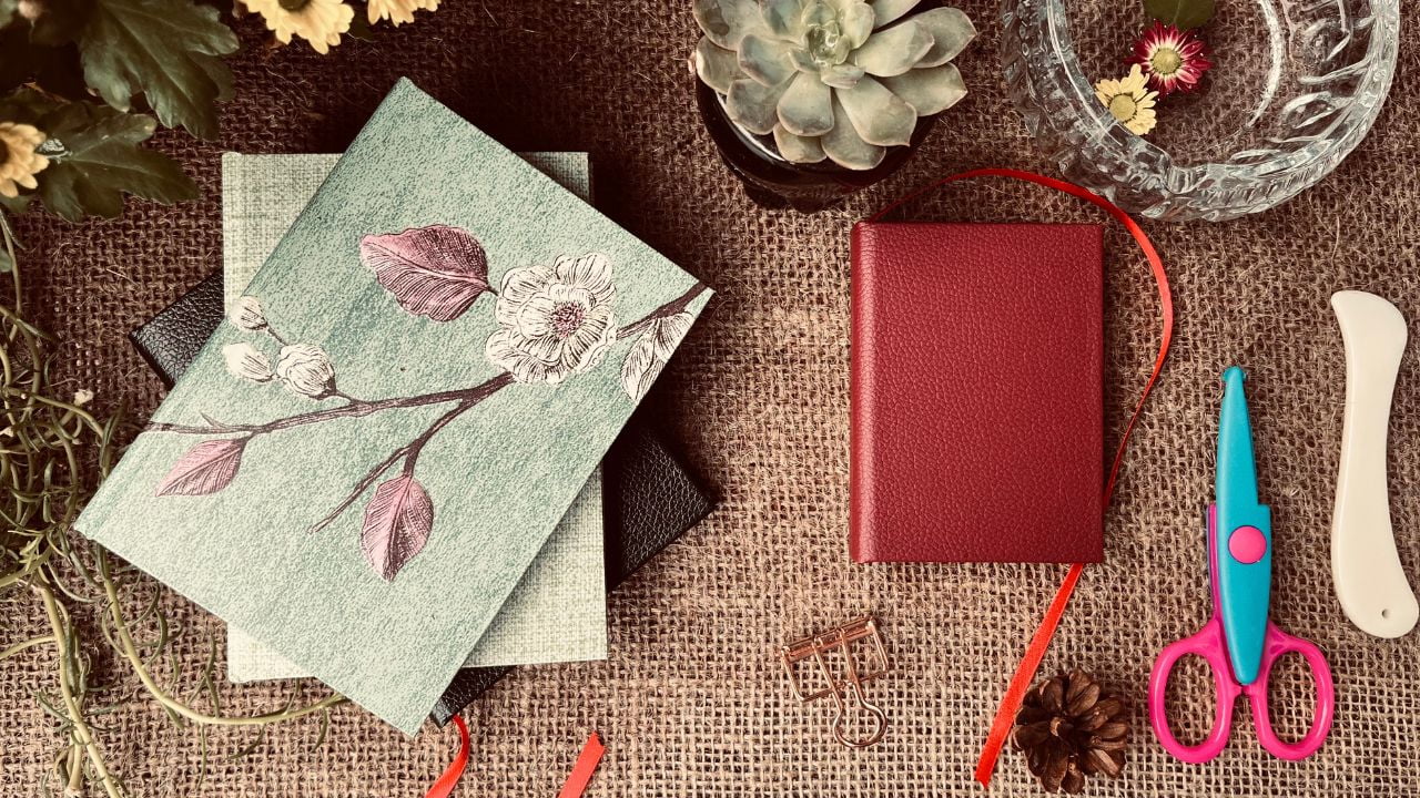 Làm sổ Handmade: Sổ bìa da - Picassia